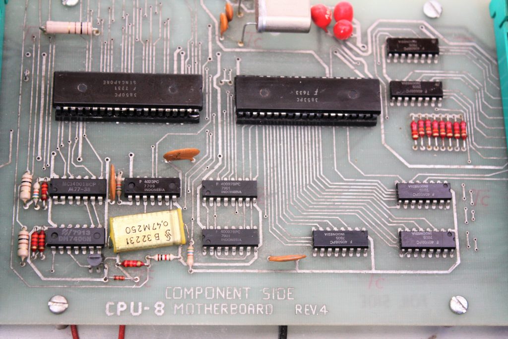 Fairchild CPU-8 F8-based Computer – VintageComputer.ca